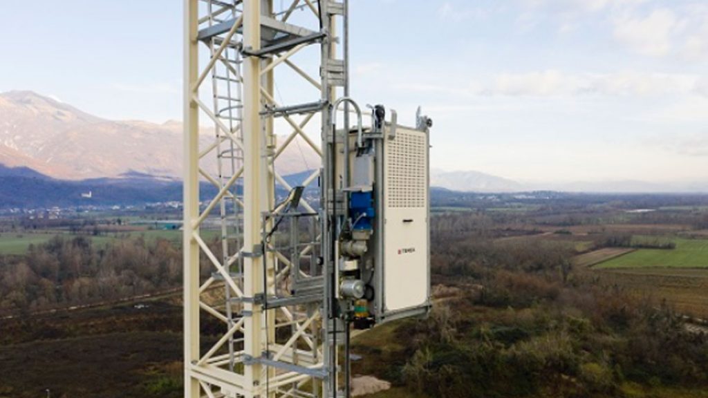 T-LIFT Crane Hoist Improves Safety And Work Life For Tower Crane ...