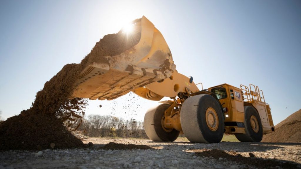 With Its Class-Leading Productivity, The New Cat R1700 XE Underground ...