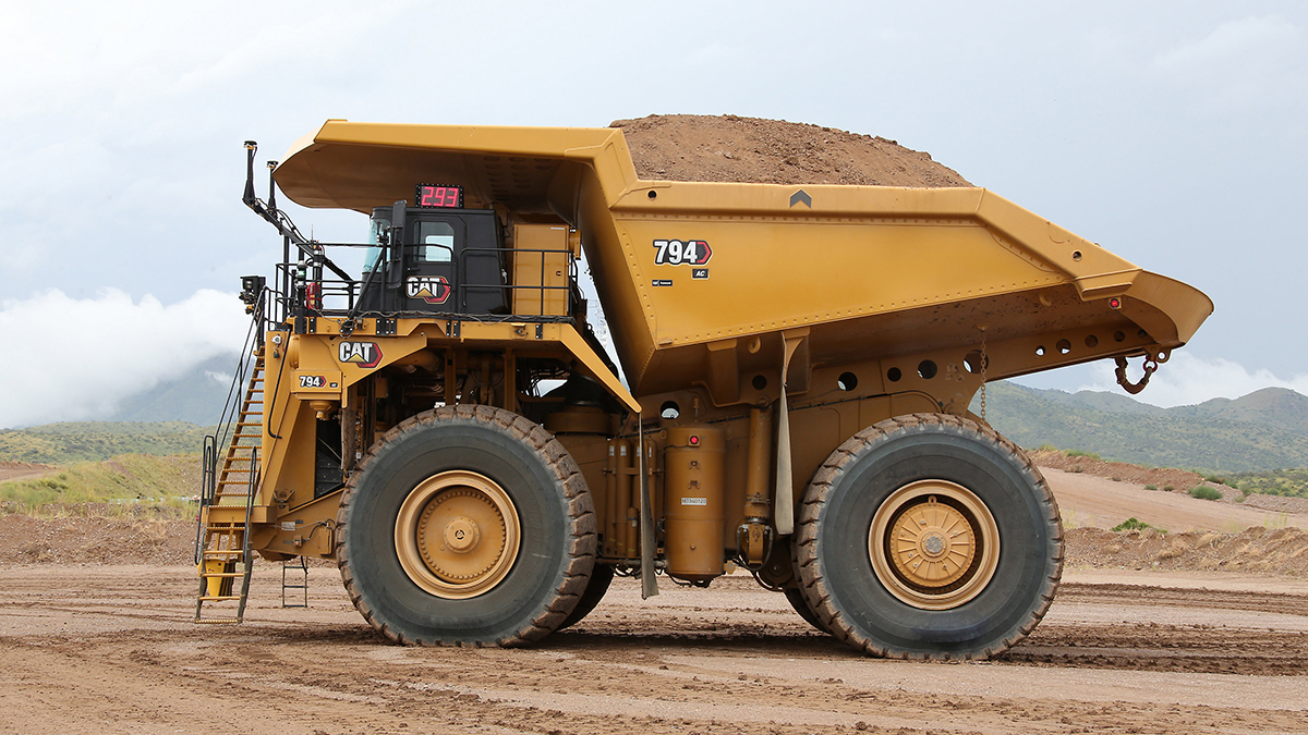 Autonomous Cat 794 AC Mining Truck Equipped With Cat Minestar Command ...