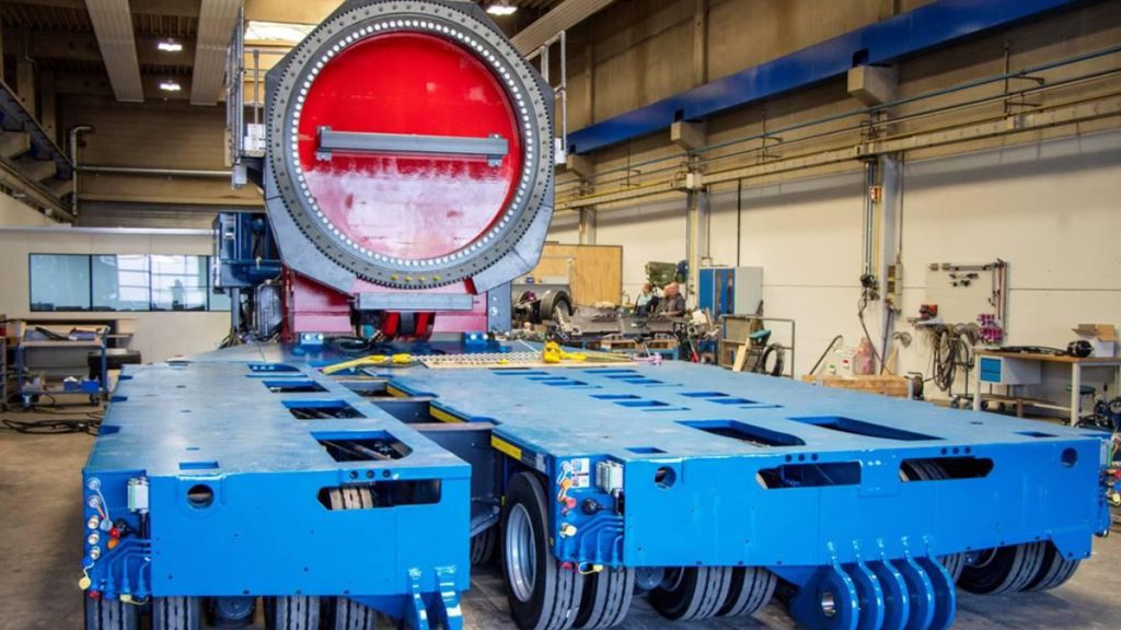 New blade lifter FTV850 - Plant & Equipment News