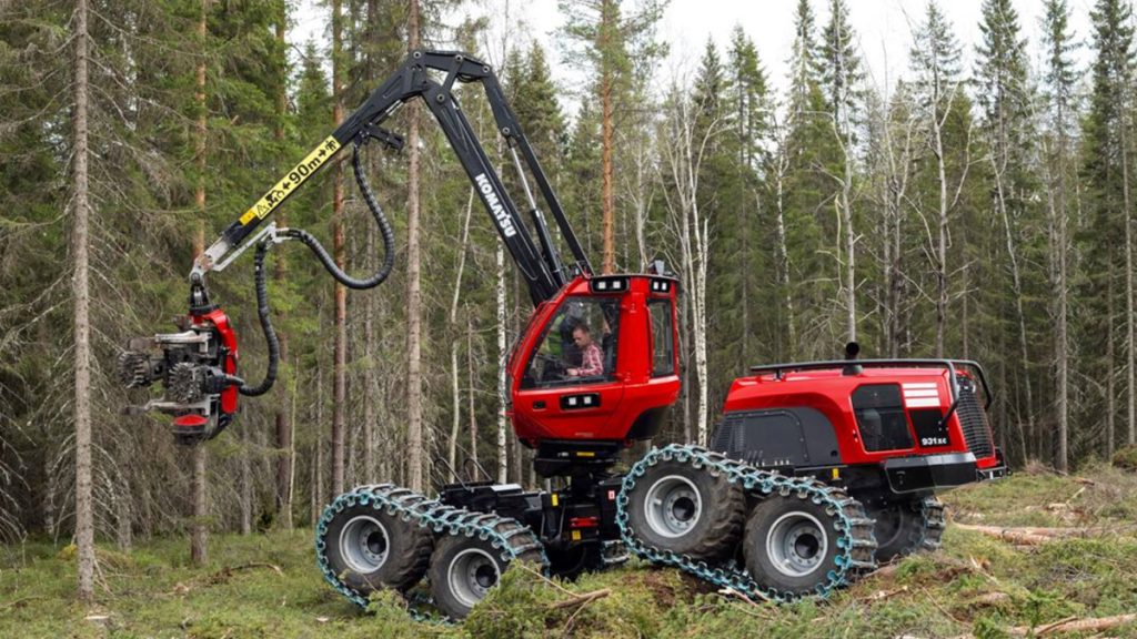 Komatsu 931XC 8WD Harvester And 855-3 Forwarder Offer Forestry ...