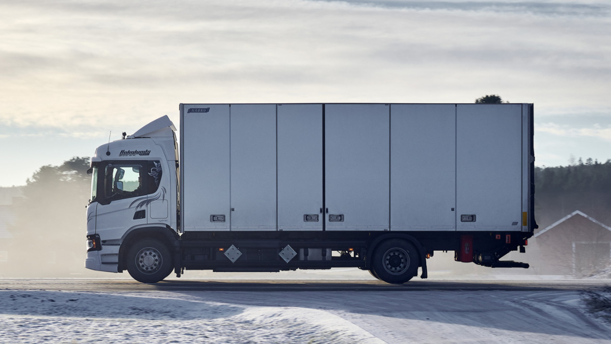 Seamless Gearshifts With Scania’s New Hybrid Powertrain