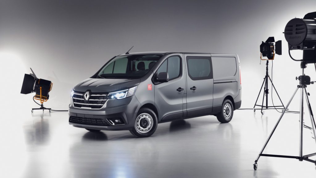Renault Trucks launch a new commercial vehicle -Traffic Red Edition.