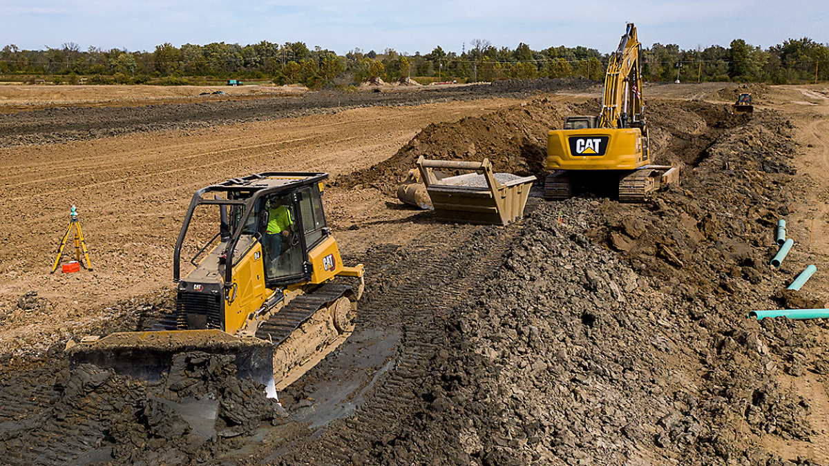 New Cat D4 Dozer Offers Better Visibility And More Productivity - Plant ...