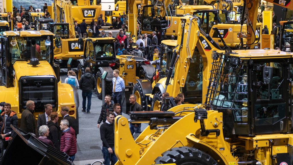 Cat construction equipment will be displayed by Zeppelin at bauma 2022 ...