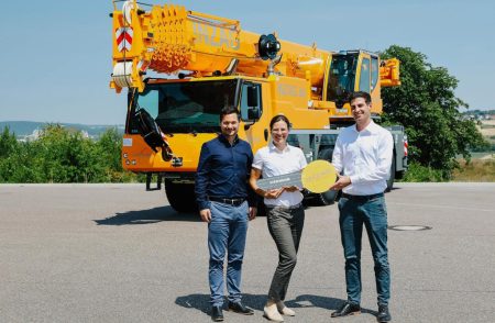 INZAG Procures Liebherr LTM 1090-4.2 Mobile Crane For Ghana - Plant ...