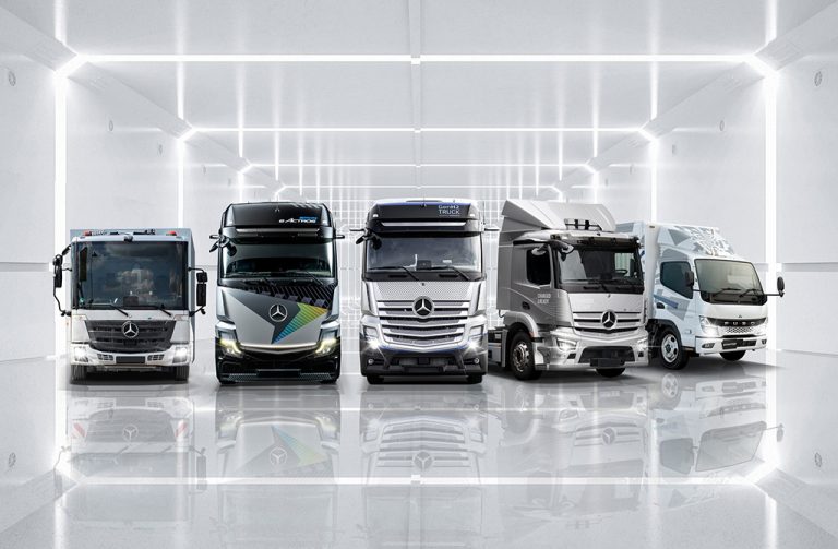 Daimler Truck Unveils Battery-Electric eActros LongHaul Truck And ...