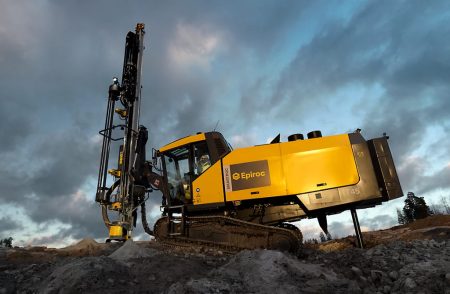 Epiroc Releases Upgrade For Surface Drill Rig SmartROC T45 - Plant & Equipment News