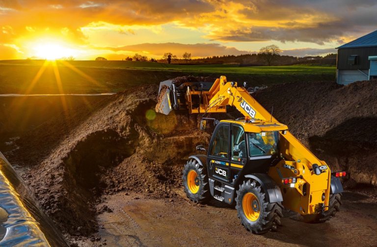 JCB Series III Loadall Excels In Lifting And Material Handling ...