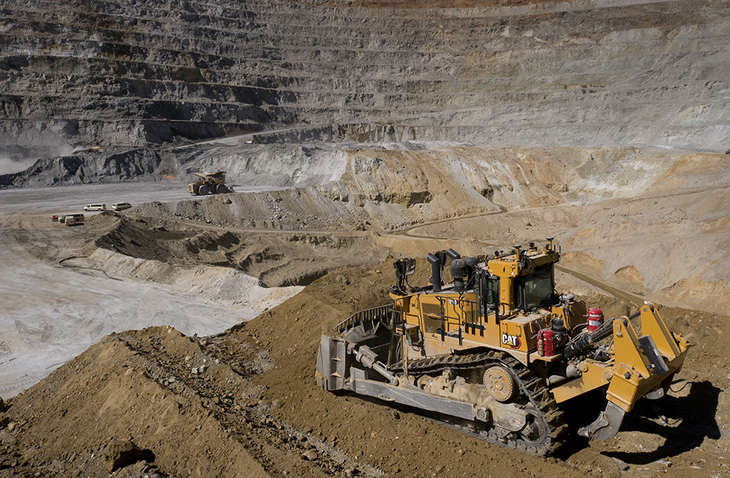 New CAT D10 Dozer Is More Productive - Plant & Equipment News