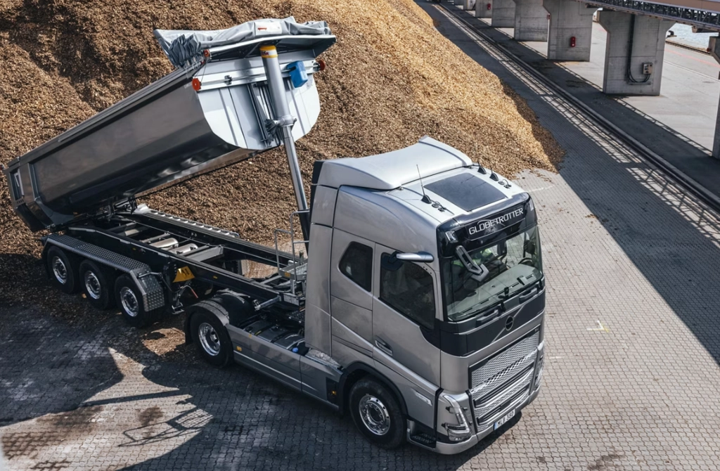 Volvo Launches Upgraded Heavy-Duty Trucks - Plant & Equipment News