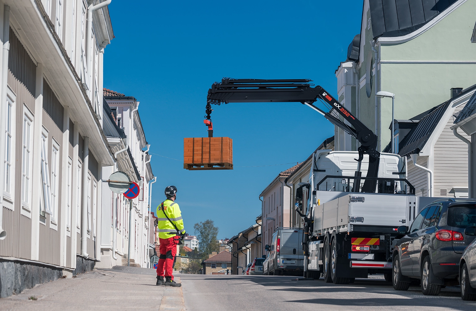 Hiab Launches The HIAB eX.HIPRO Crane - Plant & Equipment News